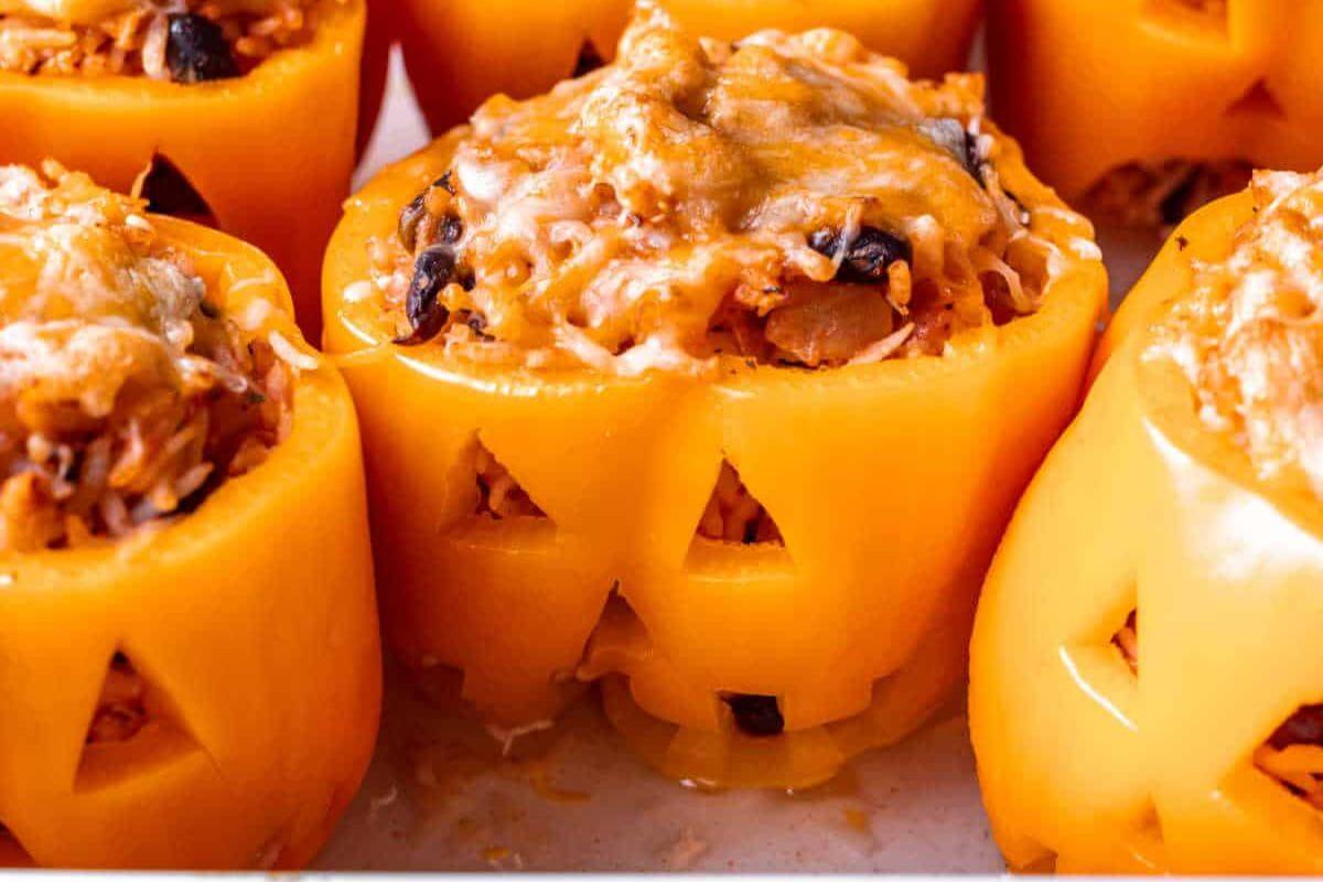 15+ Cute Halloween Lunches and Snacks for Kids