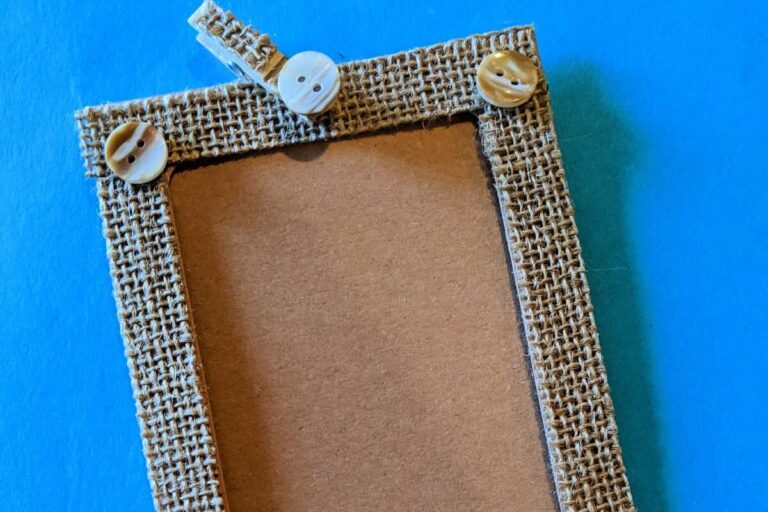 20 Button Crafts for Kids and Adults to Make Together