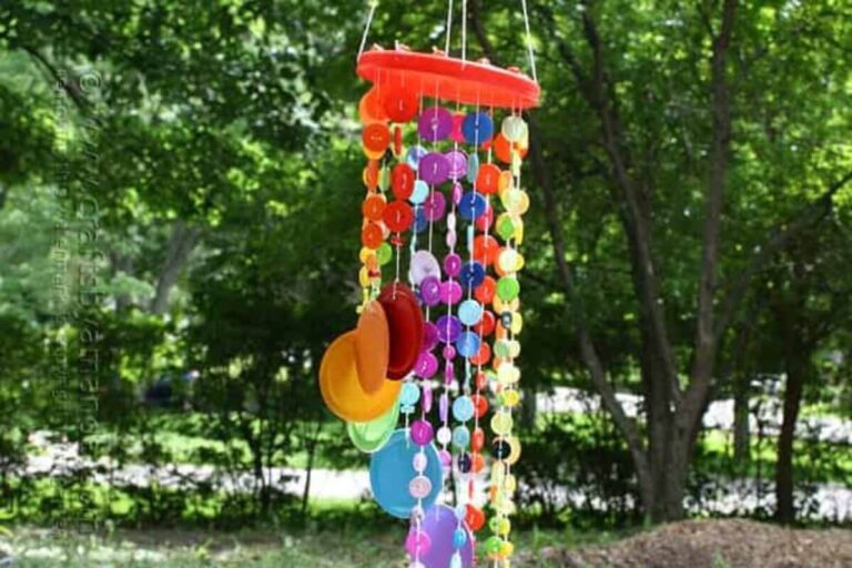 20 Button Crafts for Kids and Adults to Make Together