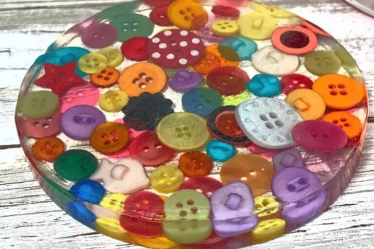 20 Button Crafts for Kids and Adults to Make Together